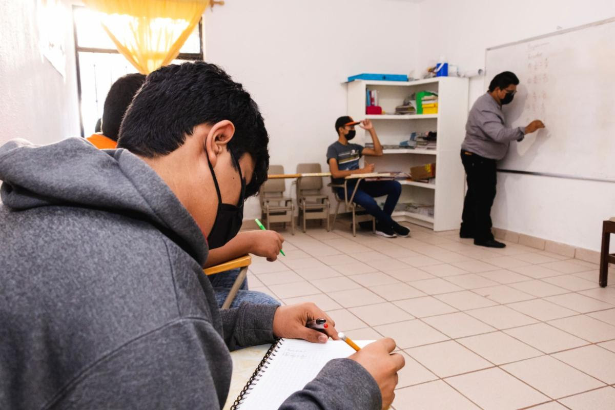 Program Report - Liga MAC